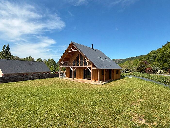 Maison 6 pièces à Le Vey, à louer