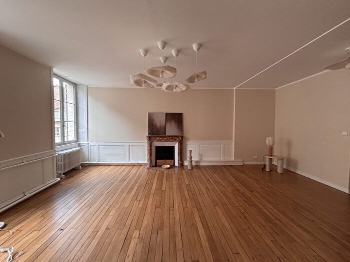 Appartement à vendre - Dole - 4 pièces - 2 chambres