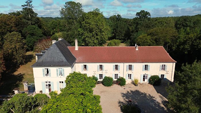 Maison 16 pièces à Bergerac, à vendre