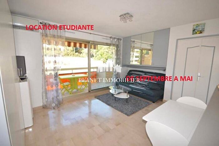 Appartement à louer - Juan-les-Pins, Antibes - 1 pièce
