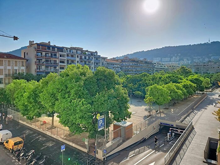 Appartement 3 pièces à vendre - Nice, Riquier
