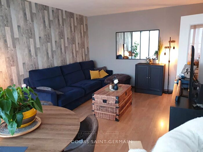 Appartement 2 pièces à vendre - Plaisir, Centre-ville, Château
