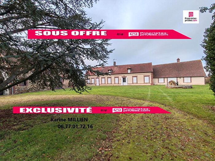 Maison à vendre - Marcilly-la-Campagne - 12 pièces - 8 chambres