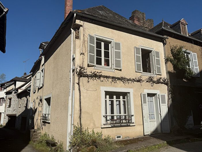 Ségur-le-Château - Maison 6 pièces à vendre