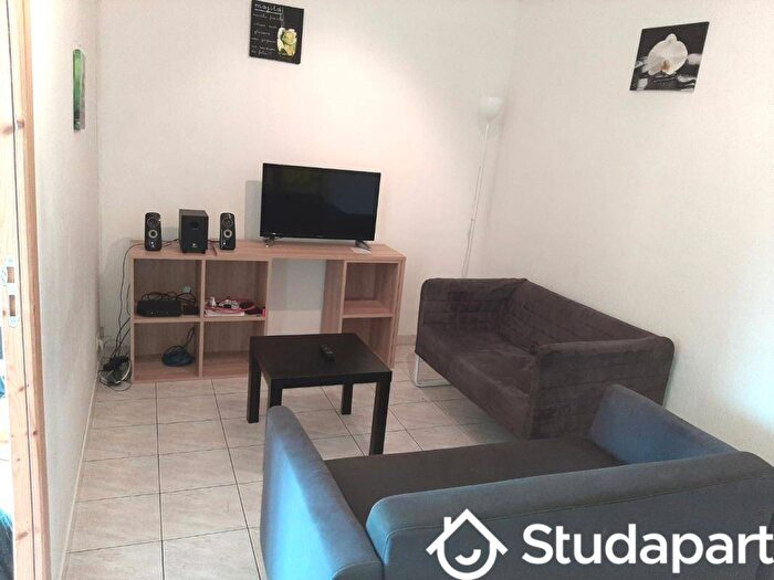 Appartement 1 pièce à louer à Reste des Chenes-Le Ponceau, Cergy
