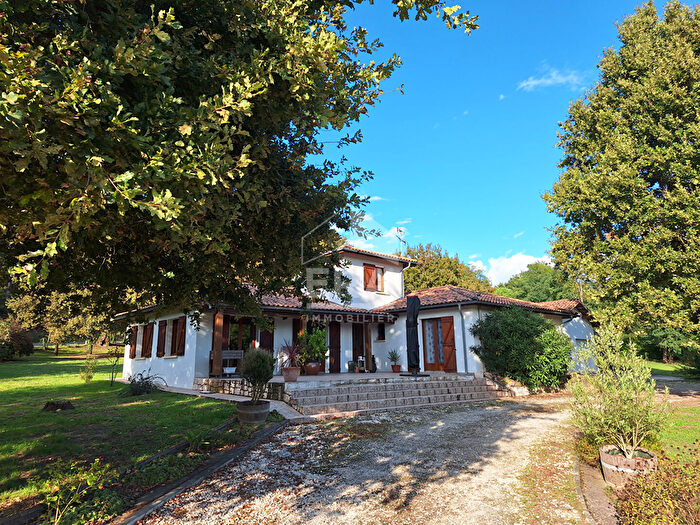 Maison 5 pièces à vendre à Montpon-Ménestérol
