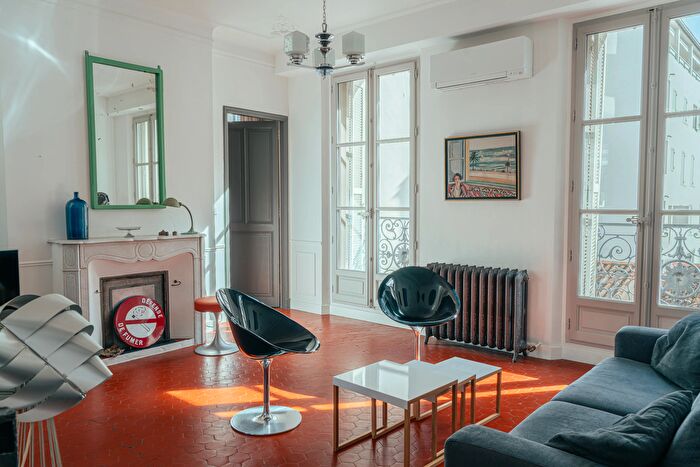 Appartement à vendre - Toulon, Haute-ville - 4 pièces - 2 chambres