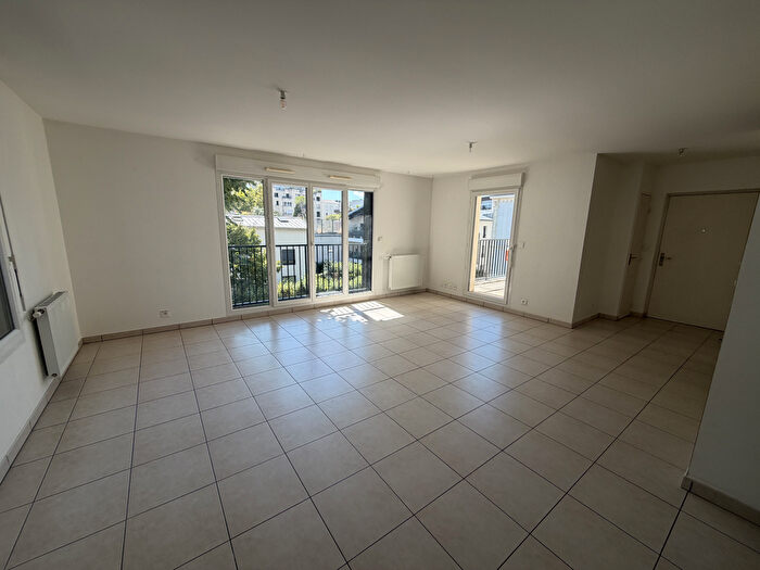 Oullins, Centre-ville : Appartement 3 pièces à louer