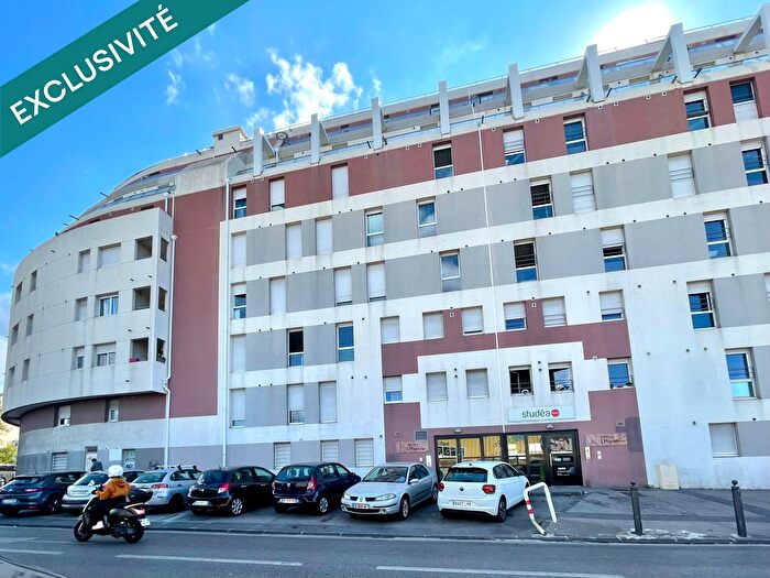 Appartement à vendre - Marseille e , La Capelette - 2 pièces - 1 chambre