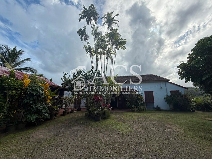 Maison à vendre - Saint-Joseph - 7 pièces - 5 chambres