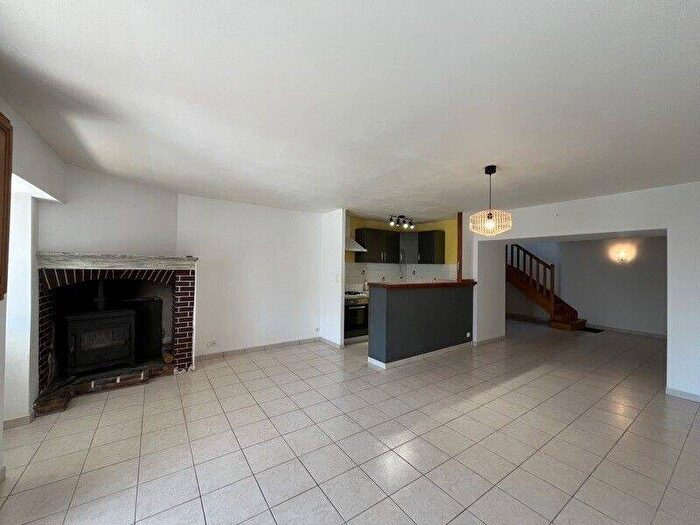 Maison à louer - Nord, Saint-Astier - 4 pièces - 3 chambres