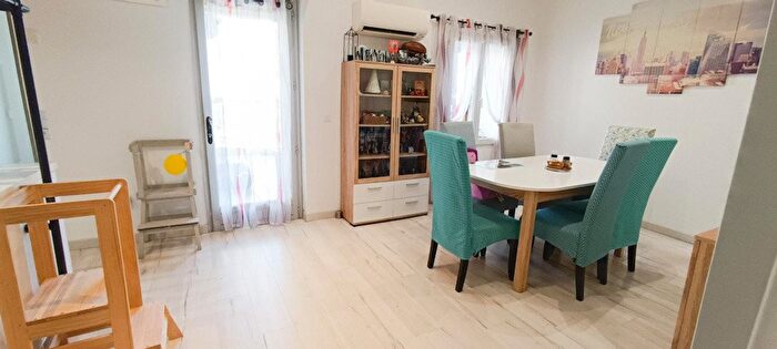 Saint-Romain-le-Noble - Maison 5 pièces à vendre
