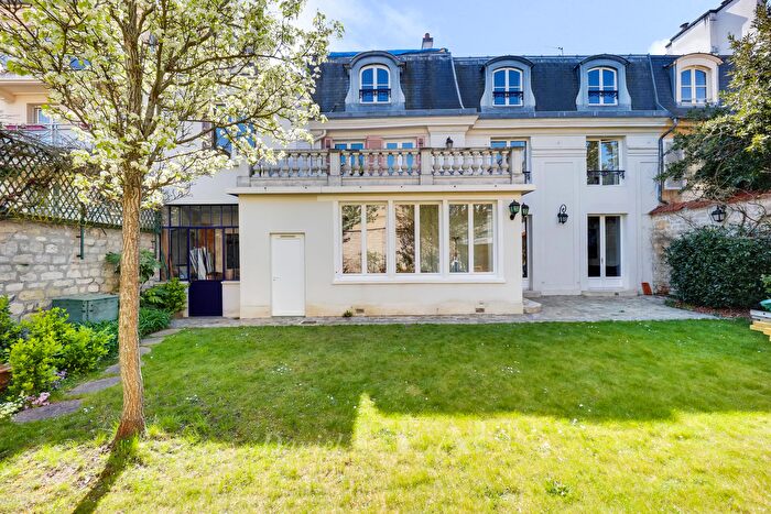 Maison à vendre - Saint-Germain-en-Laye, Alsace, Péreire - 10 pièces - 7 chambres