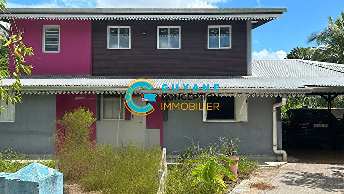 Maison à louer - Saint-Laurent-du-Maroni - 7 pièces - 6 chambres