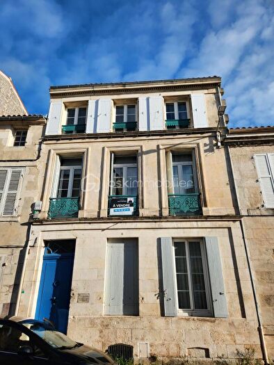 Maison à vendre - Rochefort, Centre-ville - 8 pièces - 5 chambres