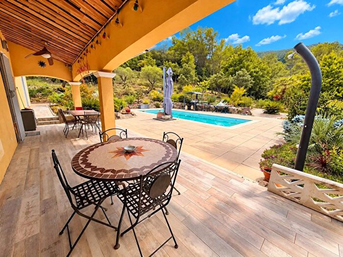 Le Cannet-des-Maures : Maison 4 pièces à vendre