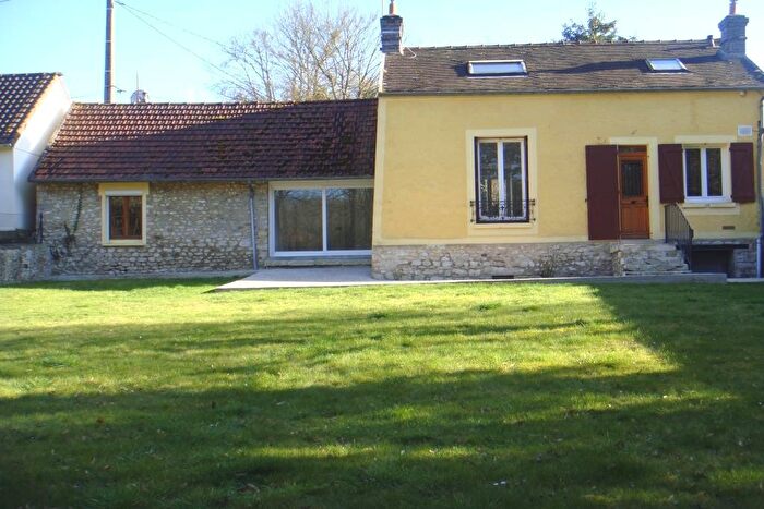 Maison 5 pièces à Rosay, à louer