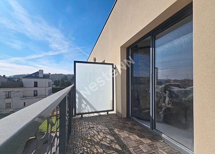 Appartement à vendre - Asnières-sur-Oise - 3 pièces - 2 chambres