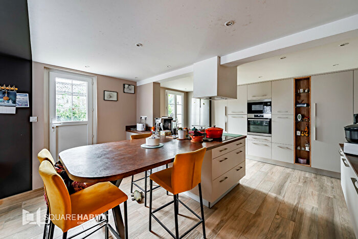 Maison à vendre - Laruscade - 5 pièces - 4 chambres