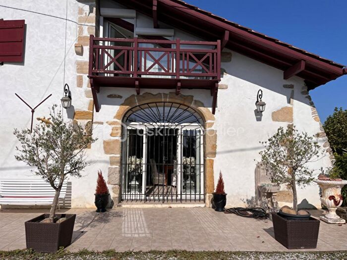 Maison à vendre - Sainte-Marie-de-Gosse - 9 pièces - 7 chambres