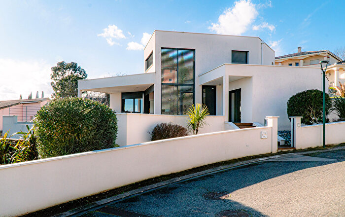 Maison à vendre - Lauzerville - 5 pièces - 4 chambres