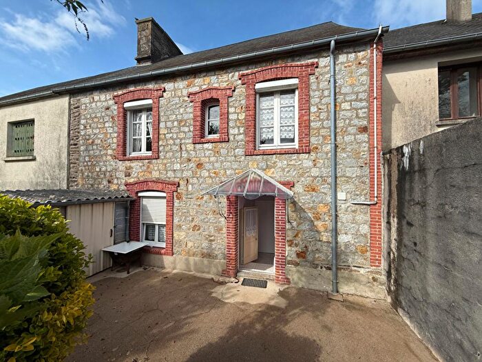 Juvigny-le-Tertre : Maison 5 pièces à vendre