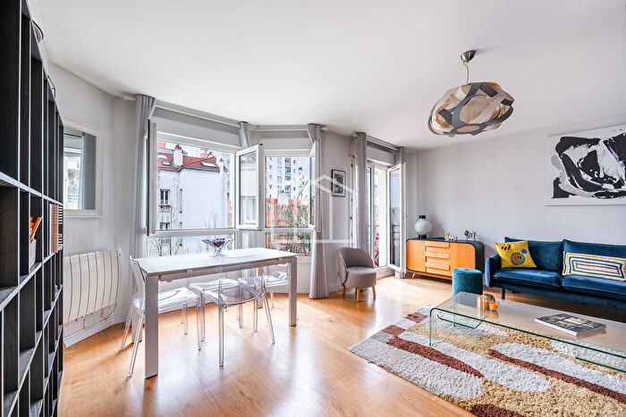 Appartement à vendre - Suresnes, Centre-ville - 4 pièces - 3 chambres