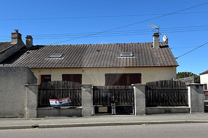 Maison 4 pièces à vendre - Salins