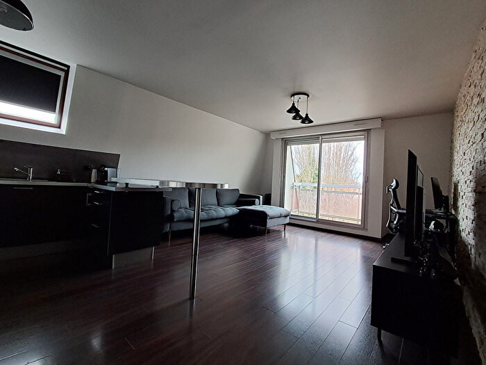 Appartement à vendre - Livry-Gargan, Centre-ville - 3 pièces - 2 chambres