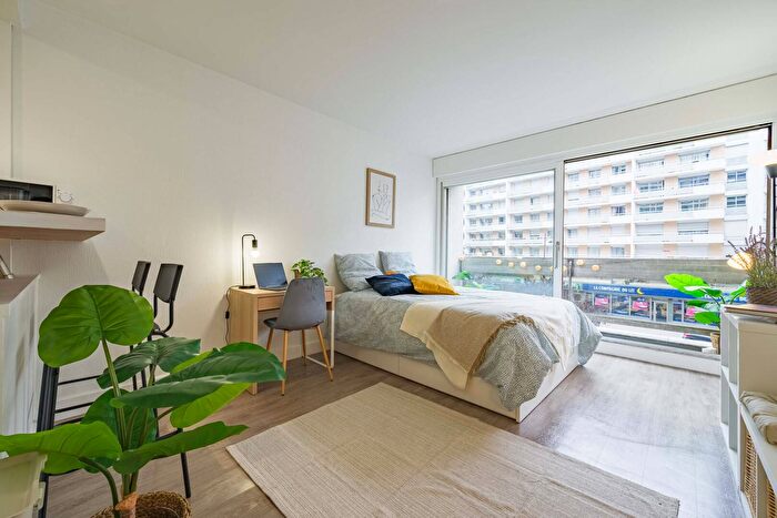 Appartement à louer - Georges Brassens, Paris ème arrondissement - 1 pièce