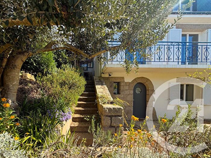 Maison à vendre - Vannes, Ouest - 7 pièces - 5 chambres