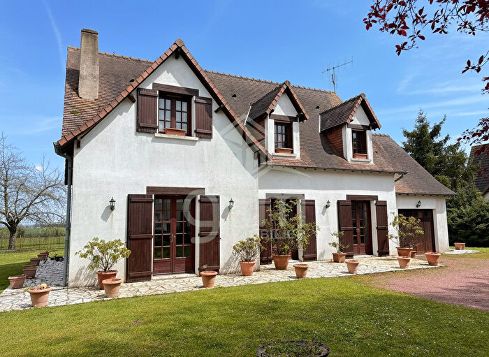 Maison à vendre - Noyant-de-Touraine - 5 pièces - 4 chambres