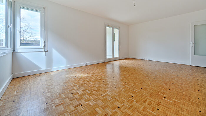 Appartement 3 pièces à Ville-dAvray, à louer