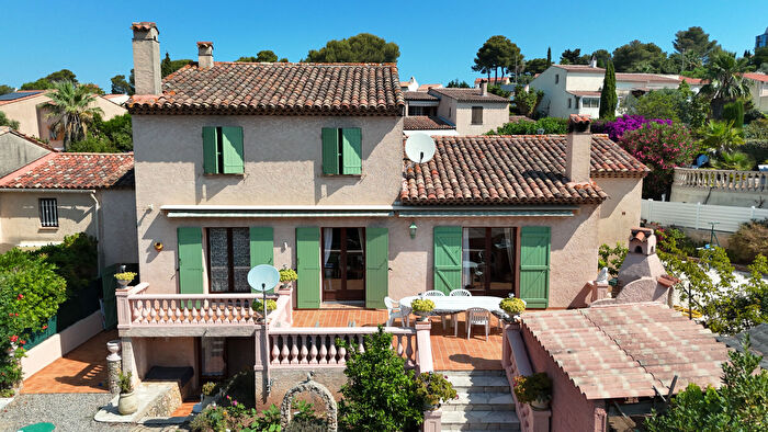 Maison à vendre - Saint-Raphaël, Peyron, Peire Sarade, Aspé - 7 pièces - 3 chambres