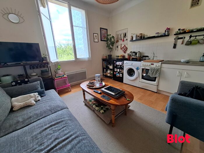 Appartement 2 pièces à Quartiers Sud-Est, Francisco Ferrer, à vendre
