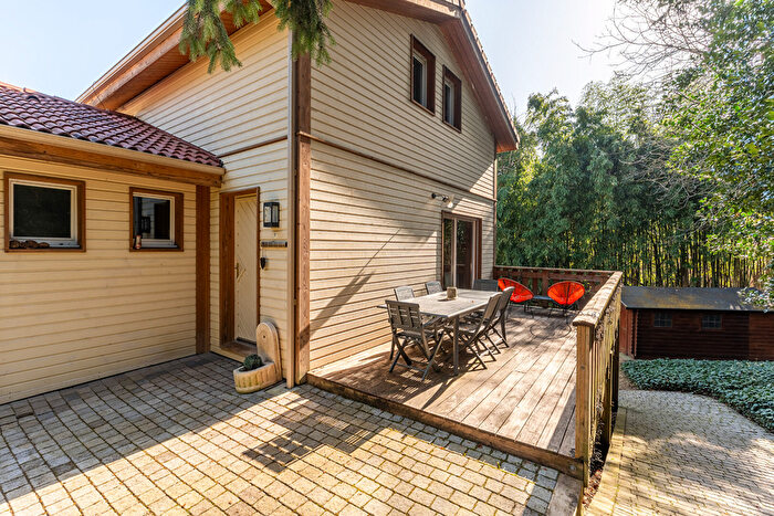 Maison à vendre - Collonges-au-Mont-dOr - 5 pièces - 4 chambres