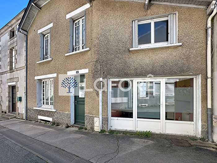 Maison à vendre - La Chapelle-Saint-Laurent - 8 pièces - 5 chambres