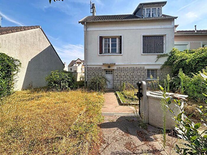 Maison 5 pièces à Roissy-en-Brie, Ascott, Verger, Avenir, à vendre