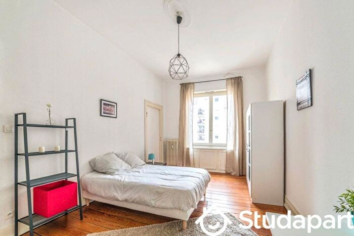 Appartement à louer - Kable Nord, Strasbourg - 1 pièce - 5 chambres