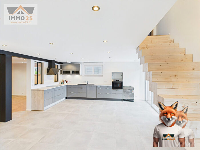 Maison à vendre - Pierrefontaine-les-Varans - 4 pièces - 3 chambres