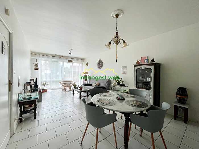 Appartement à vendre - Beauvais, Centre-ville - 2 pièces - 1 chambre