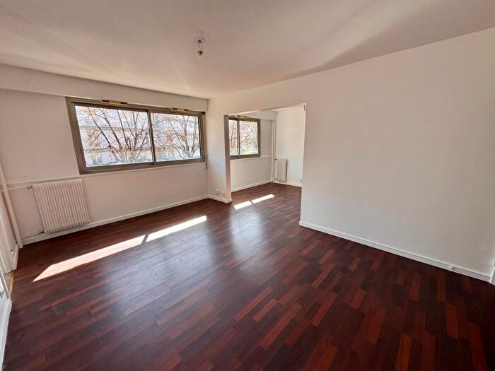 Appartement à vendre - Clermont-Ferrand, Vallières, Sallins, Poncillon - 5 pièces - 3 chambres
