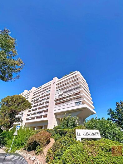 Appartement à vendre - Mandelieu-la-Napoule, La Napoule - 3 pièces - 2 chambres