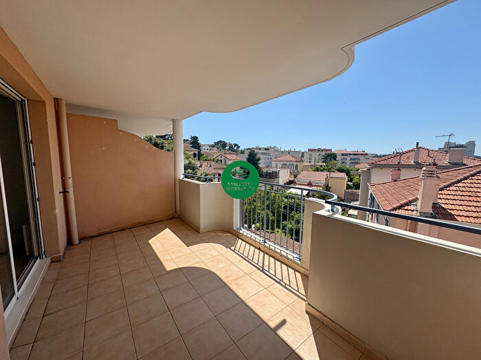 Appartement 2 pièces à louer - La Seyne-sur-Mer, Est