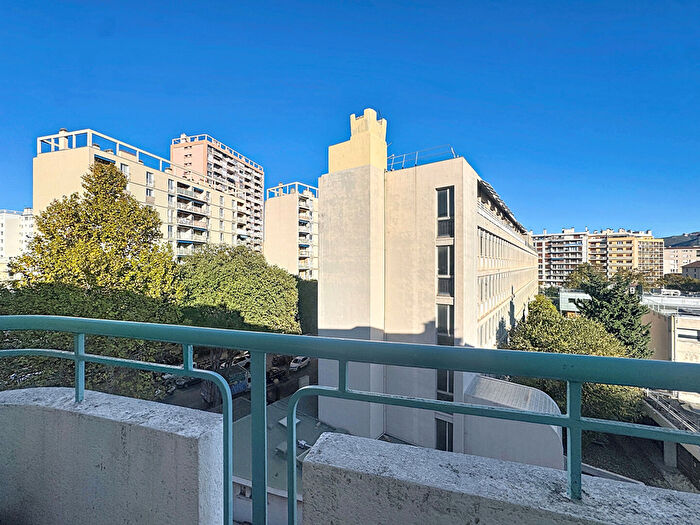 Appartement à vendre - Marseille e , Le Camas - 3 pièces - 2 chambres