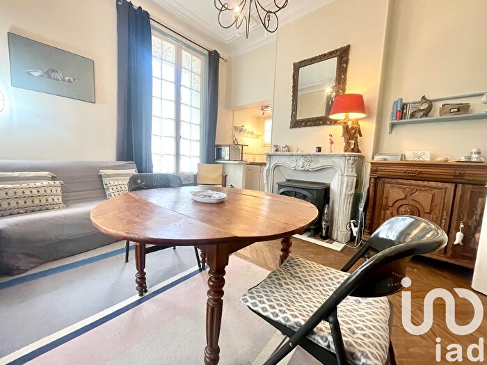 Appartement à vendre - Trouville-sur-Mer, Plages, Promenade des Planches, Bon Secours - 2 pièces - 1 chambre