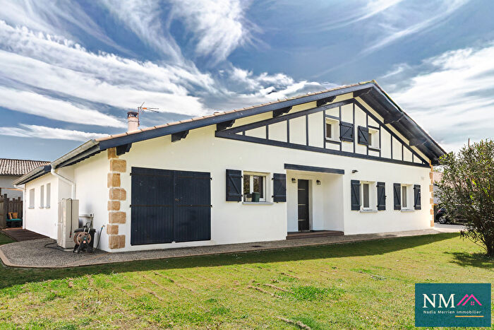 Maison 7 pièces à vendre à Urcuit