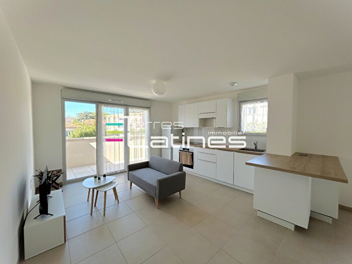 Appartement 2 pièces à louer - Nîmes, Les Amoureux