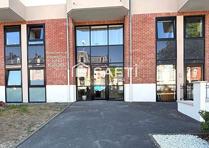 Appartement à vendre - Cambrai, Centre-Ville, Gare - 4 pièces - 2 chambres