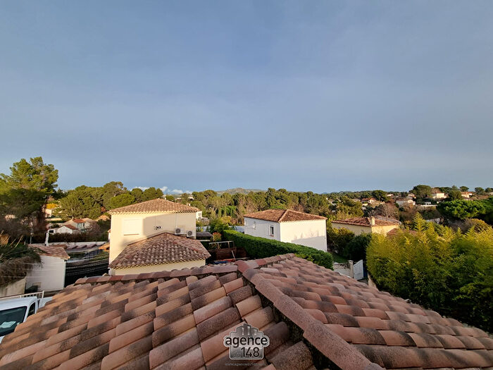 Maison à louer - Marseille e , Saint-Julien - 5 pièces - 4 chambres